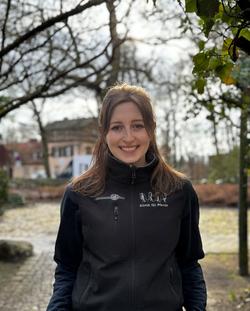 Alisa Hahn • Pferdeklinik • Fachbereich Veterinärmedizin